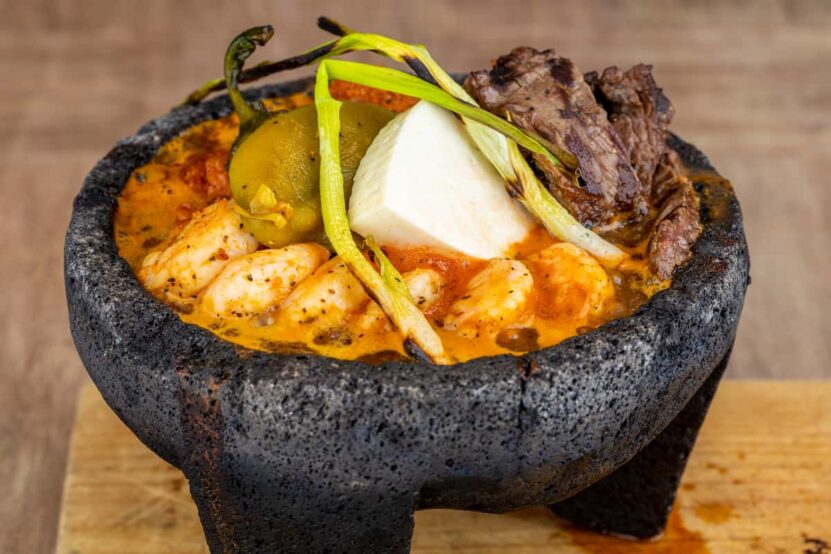 El Origen del Molcajete: Una Ventana a la Gastronomía Mexicana